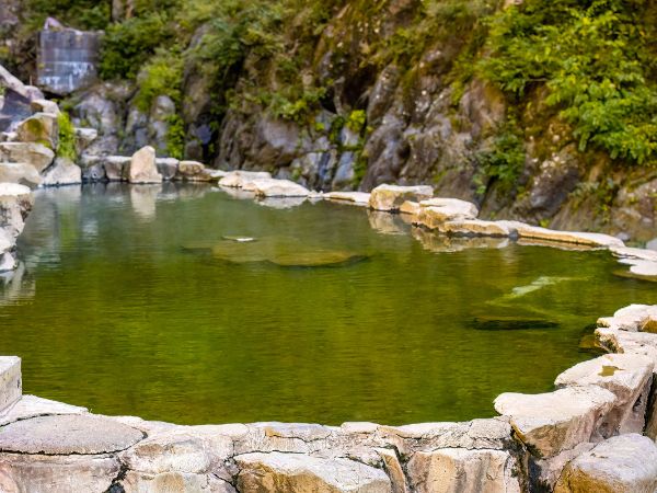 Balneotherapy: Thủy trị liệu tự nhiên